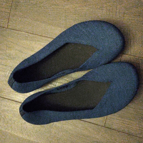 OESH | Shoes | Oesh Rounded Toe Ballet Flats With Comfort Flex Soles ...